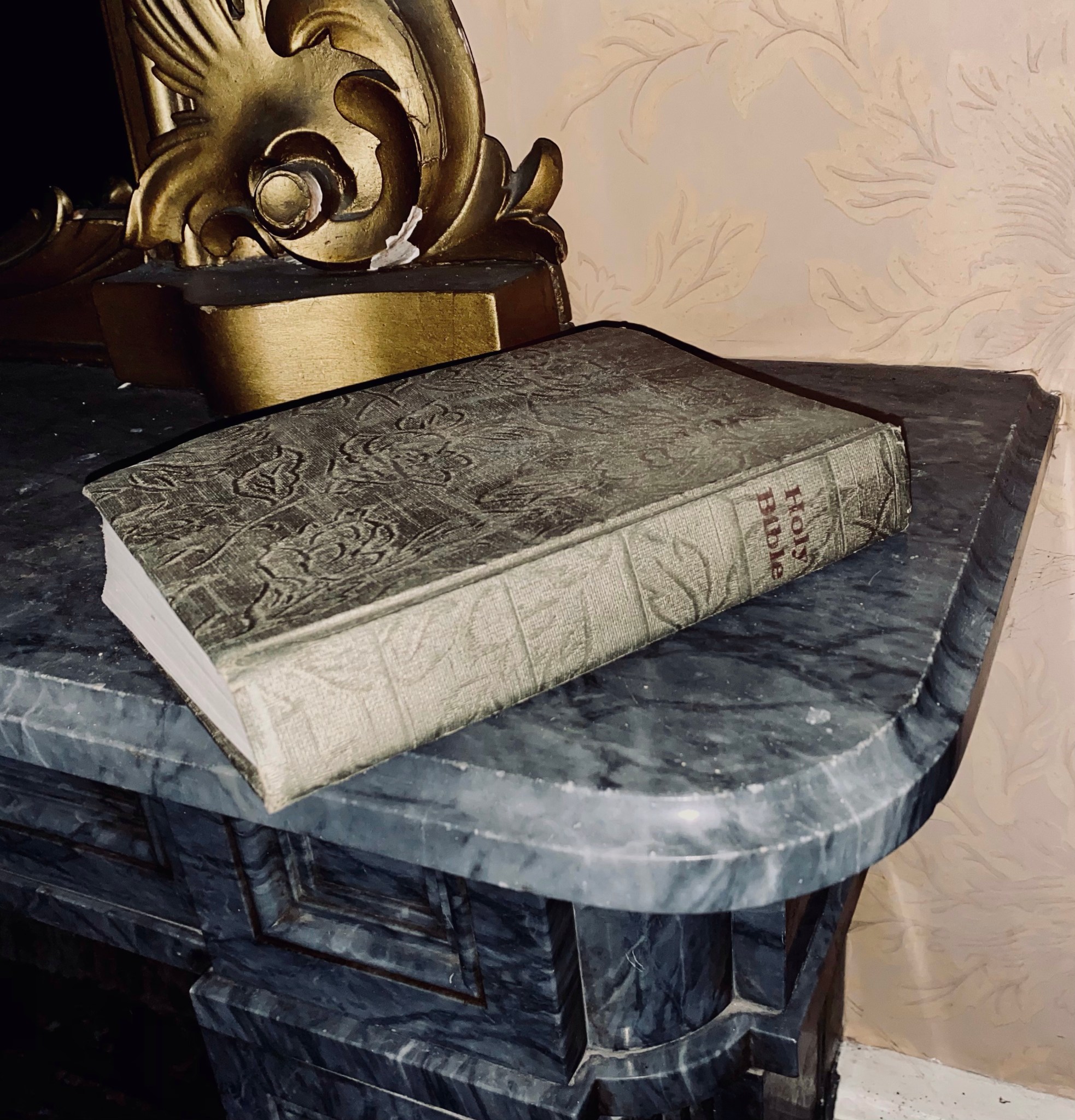 THE CURSE AND HAUNTING OF DUNDRUM HOUSE – DARK EMERALD TALES & TRAVELS